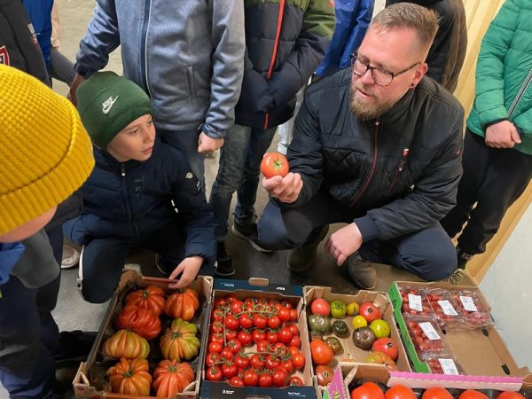 Exkursion der 3a zum Fruchtservice Karlshagen – Heinrich-Heine-Schule ...